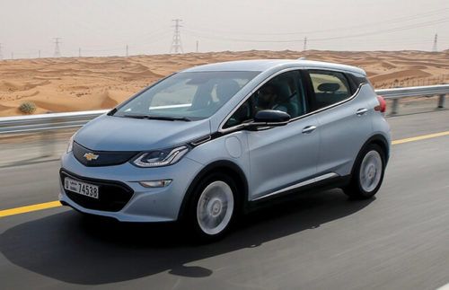 Chevrolet Bolt EV 2023 Price in UAE - Reviews, Specs & November Offers ...