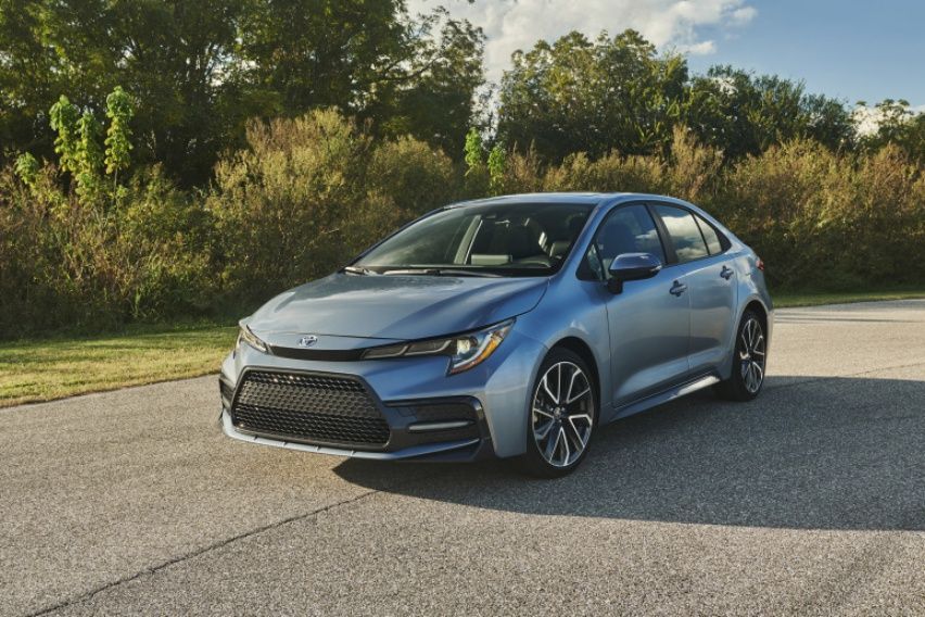 Toyota Corolla Sedan Generasi ke-12 Meluncur