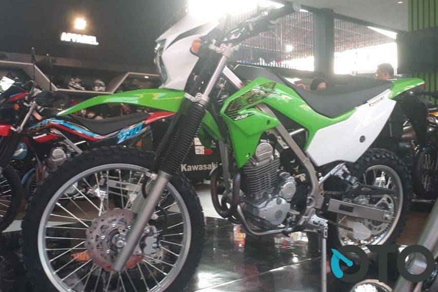 Kenali Perbedaan Kawasaki KLX 230 dan KLX 150 Kenali Perbedaan Kawasaki KLX 230 dan KLX 150