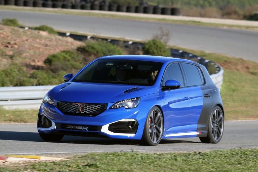 New Peugeot 308 rumoured to go hybrid