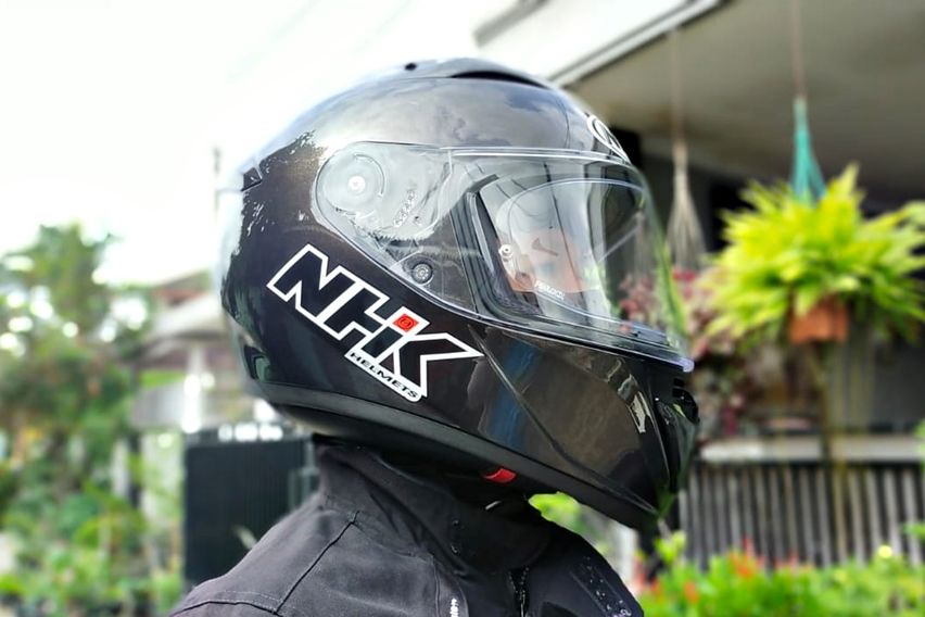 NHK GP Prime: Helm Full Face dengan Segudang Fitur, Relevan Buat Penggunaan Harian?