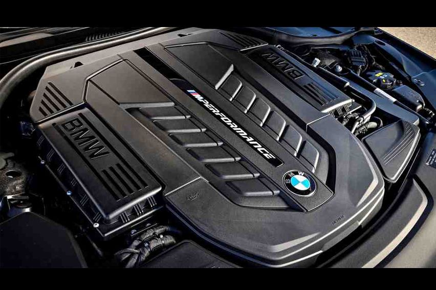 BMW to say goodbye to almighty V12 engine with a special model