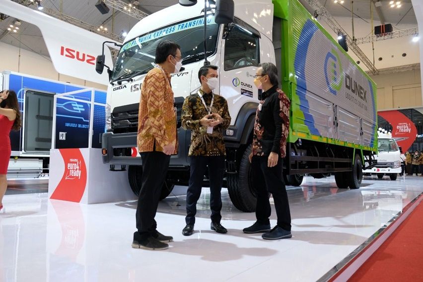 Isuzu Astra Catat Penjualan 589 Unit di GIIAS 2022, Total Transaksi Rp300 Miliar