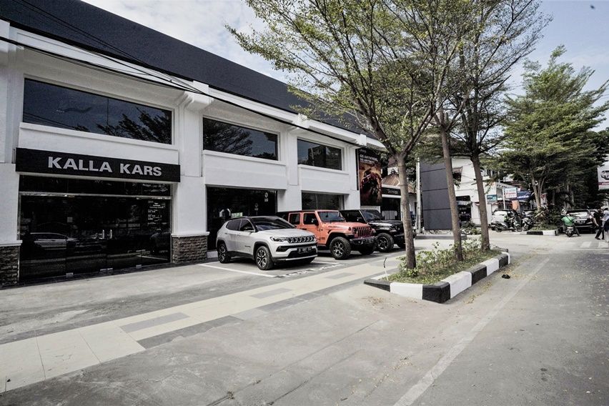 Relaunch Showroom Jeep Kalla Kars, DAS Indonesia Motor Ajak Konsumen Bertualang ke Tanjung Bira