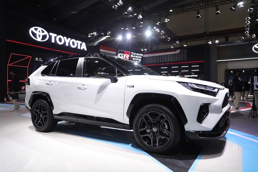 Toyota RAV4 PHEV Bakal Hadir Tahun Ini, Simak Spesifikasi Lengkapnya
