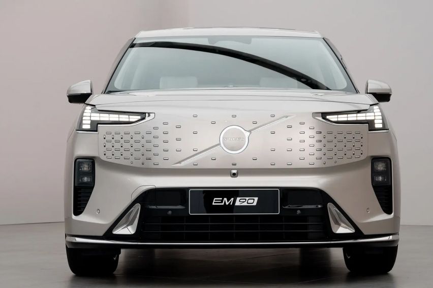 Meet Volvo’s new fully-electric premium MPV, the EM90