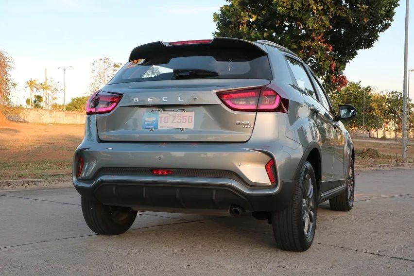 Small crossover skirmish: Changan CS15 vs. Geely GX3 Pro