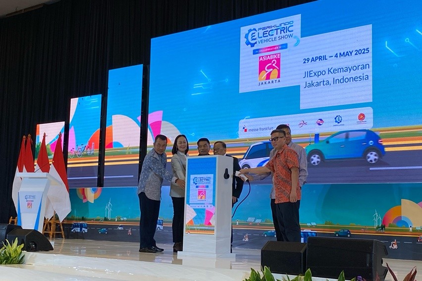 PEVS 2025 Resmi Dibuka, Lebih dari 130 Merek EV Ramaikan JIExpo Kemayoran