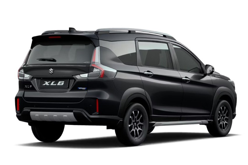 Suzuki Rilis Harga XL7 Hybrid Alpha Kuro dalam Tiga Pilihan Warna