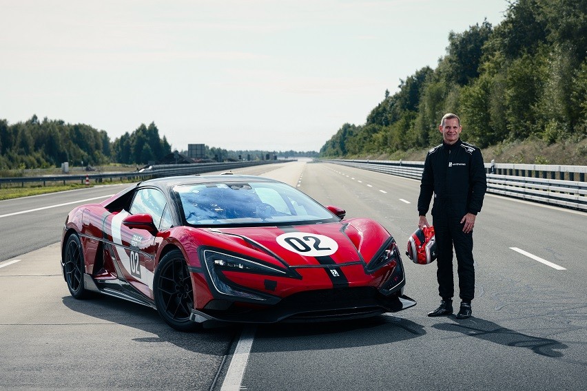 BYD’s Yangwang U9 Extreme sets new global production-car top-speed record