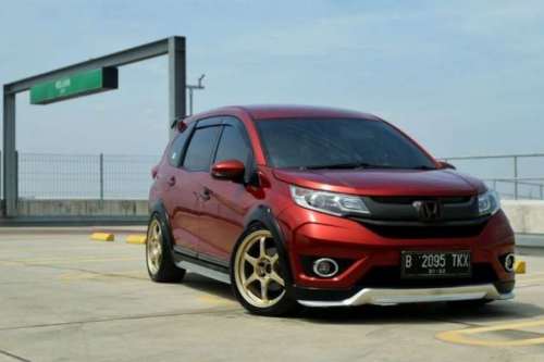 Modifikasi Mobil Honda BRV | OTO